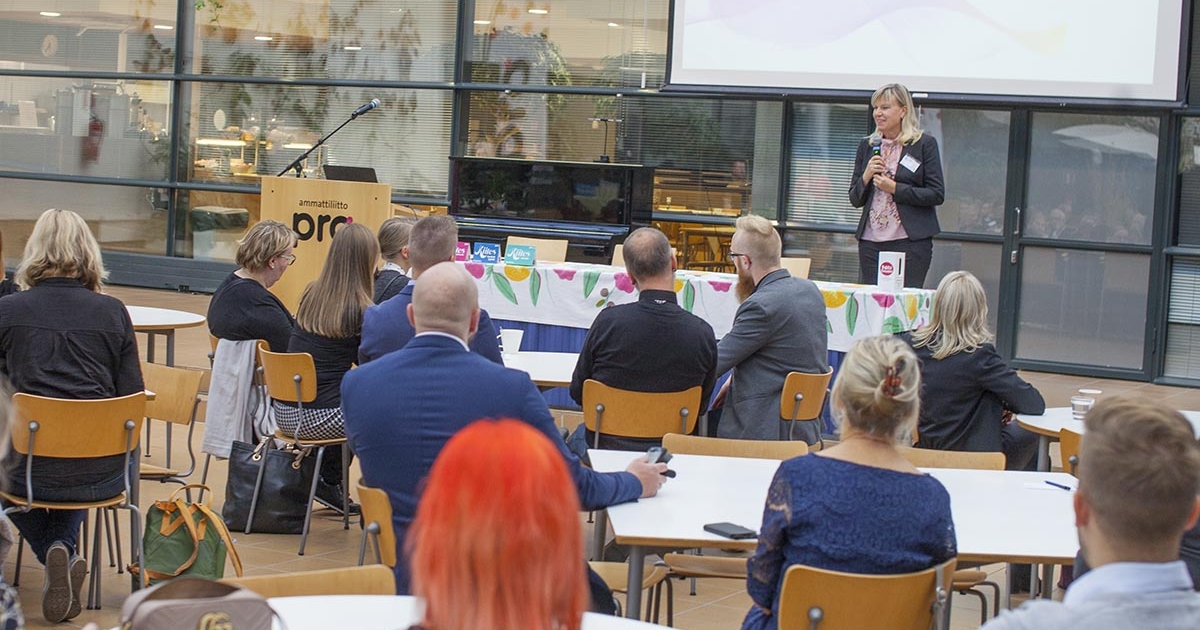 YAMK-opiskelijat kokoontuivat Laureamkon YAMK-iltaan - Laurea ...